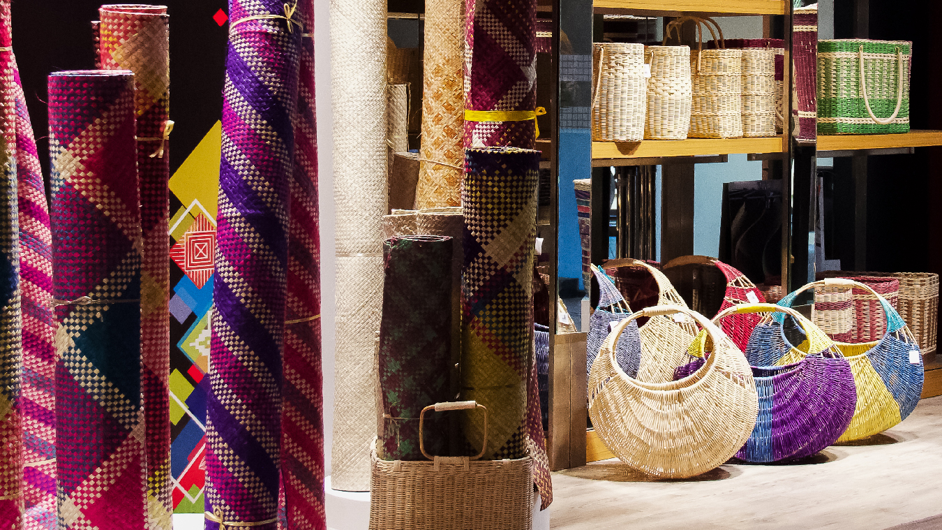 KARYANEKA Main | HOME OF MALAYSIAN CRAFTS